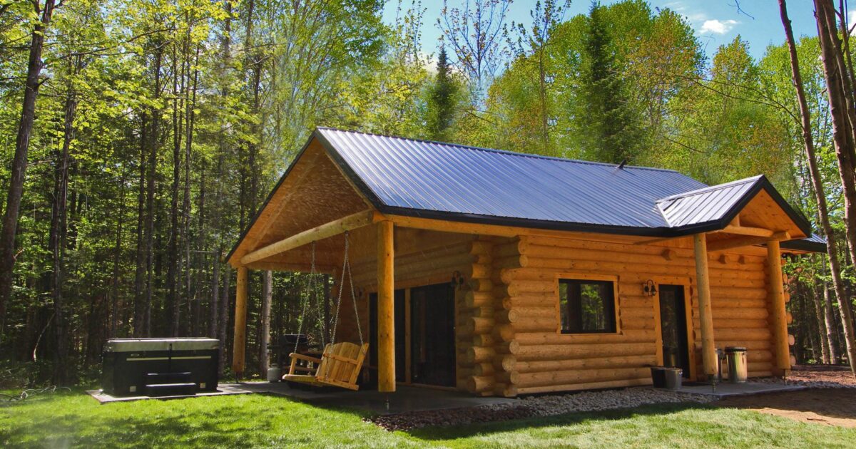 Découvrez le chalet La Cache - Au Chalet en Bois Rond