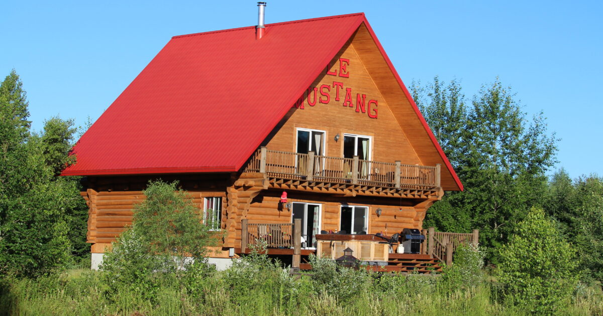 Découvrez le chalet Le Mustang - Au Chalet en Bois Rond