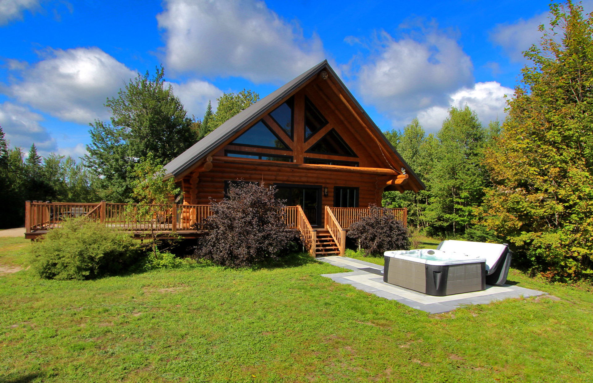Découvrez le chalet Le Natif - Au Chalet en Bois Rond